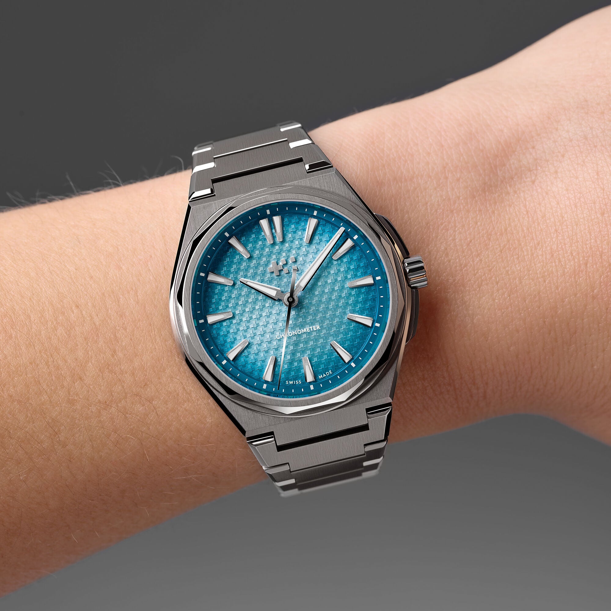 Relógio Christopher Ward The Twelve 36 (Ti) 36mm C12-36AHC1-T00B0-B0 ...